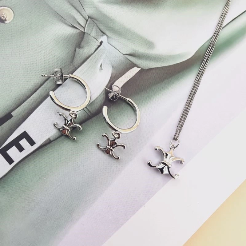 Accurate model Celine Necklaces