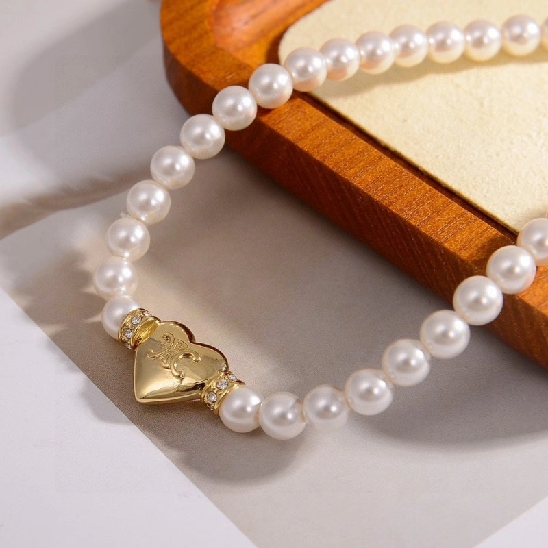 Top mirror Celine Necklaces