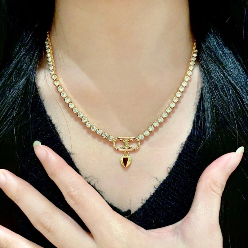 Top mirror Celine Necklaces
