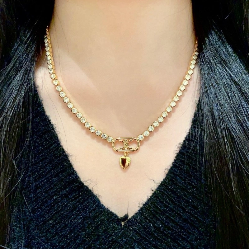 Top mirror Celine Necklaces
