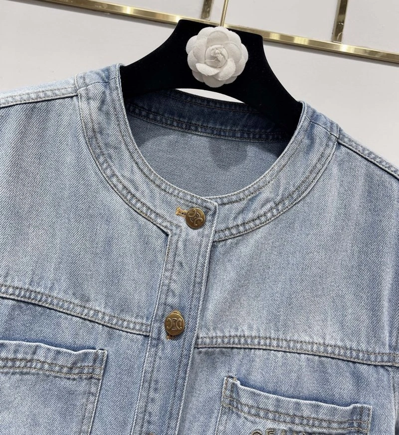 Accurate model Celine Outwear