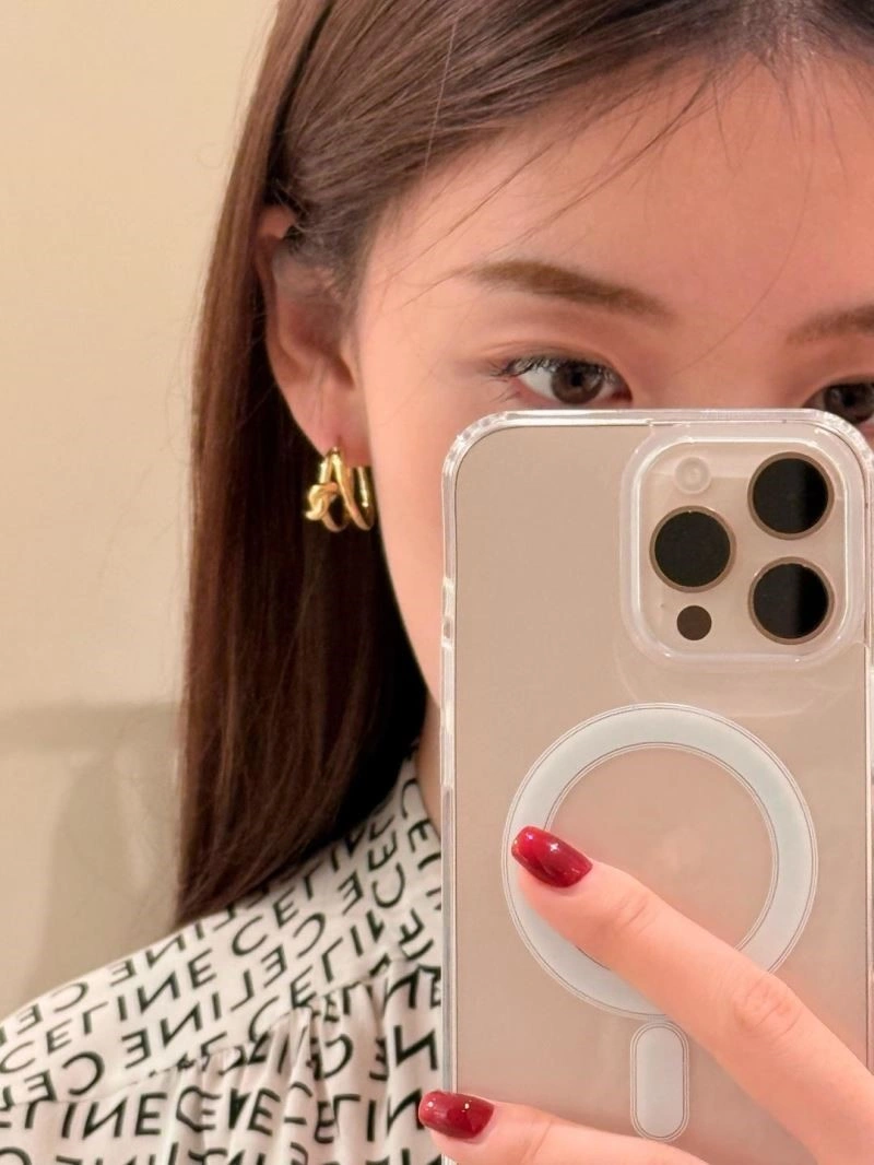 Cut-rate Celine Rings