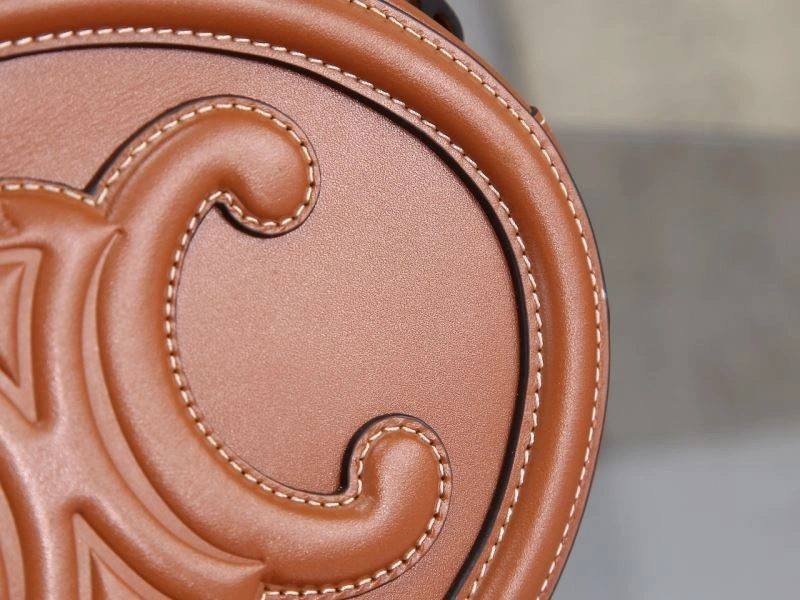 Top mirror Celine Round Bags