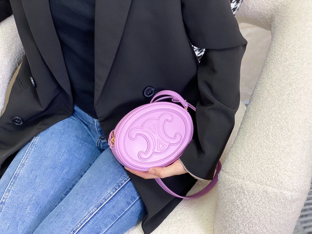 Bargain Celine Round Bags
