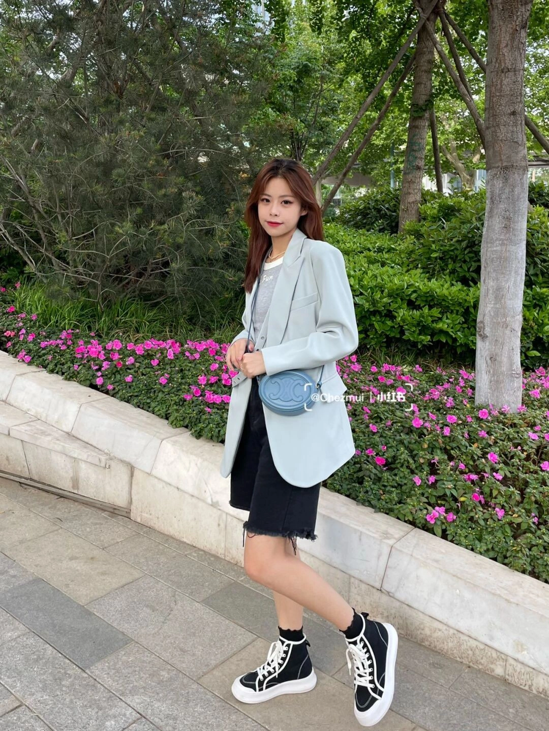 Brand-authenticated Celine Round Bags