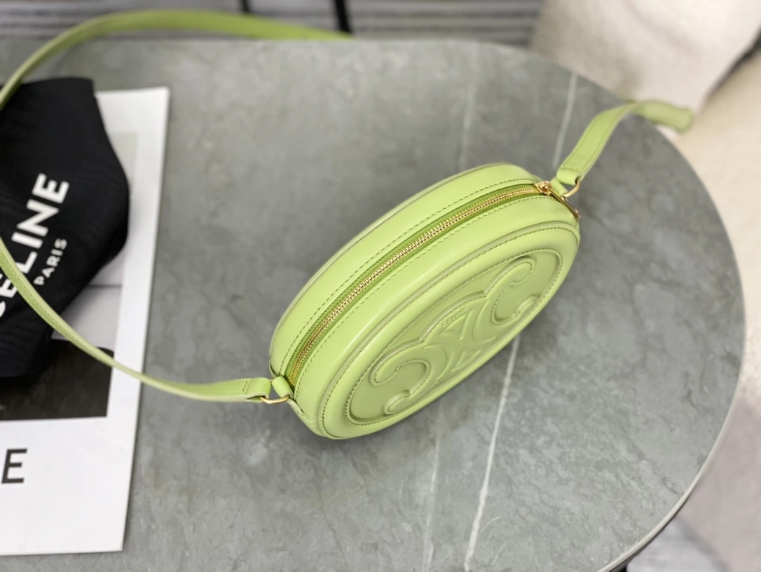 Bargain Celine Round Bags