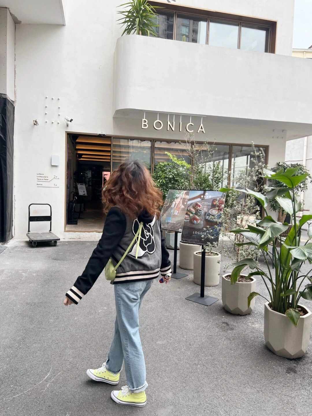 Bargain Celine Round Bags