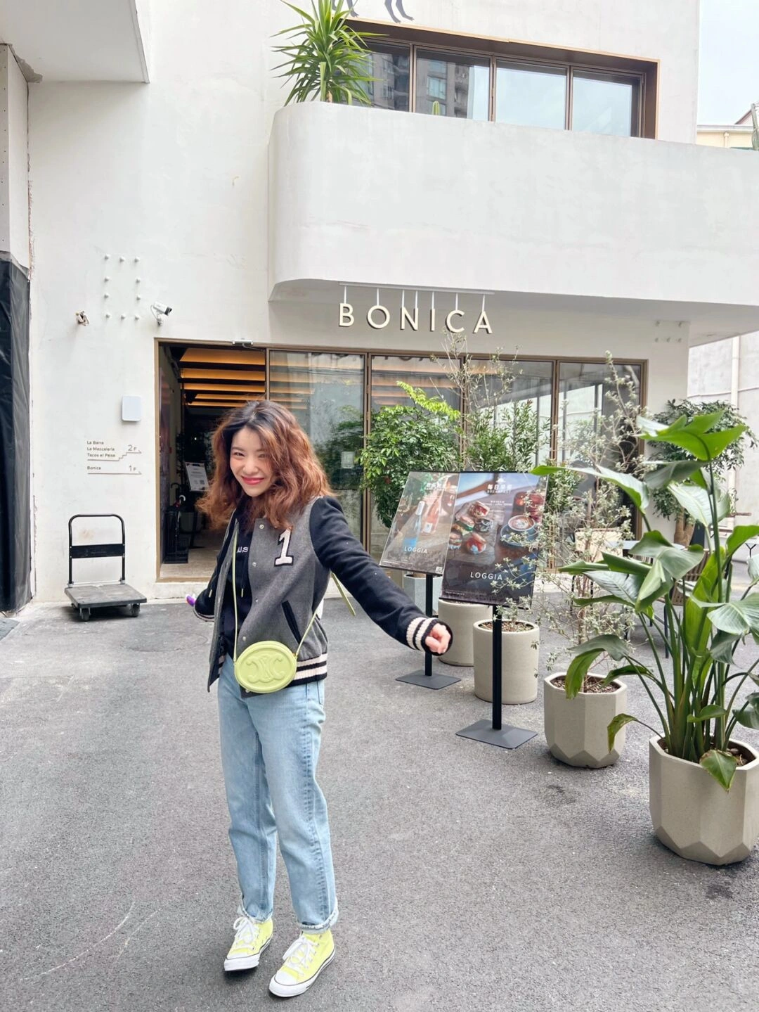 Bargain Celine Round Bags