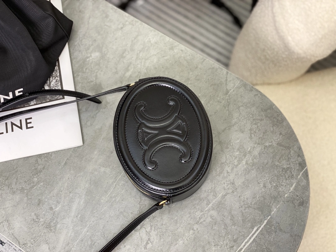 Inexpensive Celine Round Bags