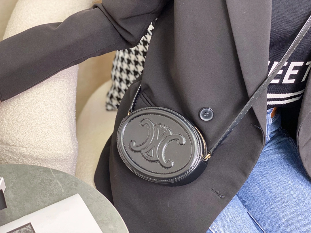 Inexpensive Celine Round Bags
