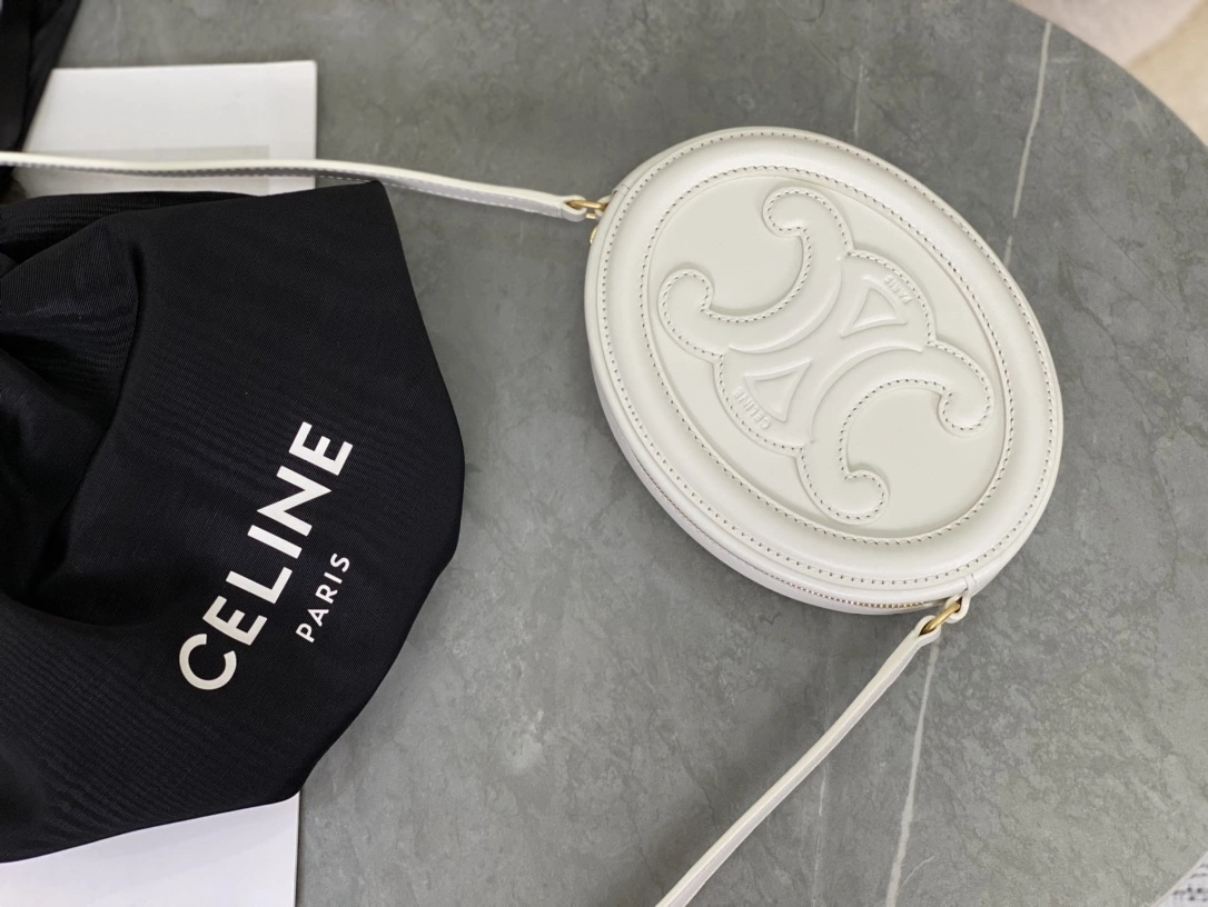 Brand-authenticated Celine Round Bags