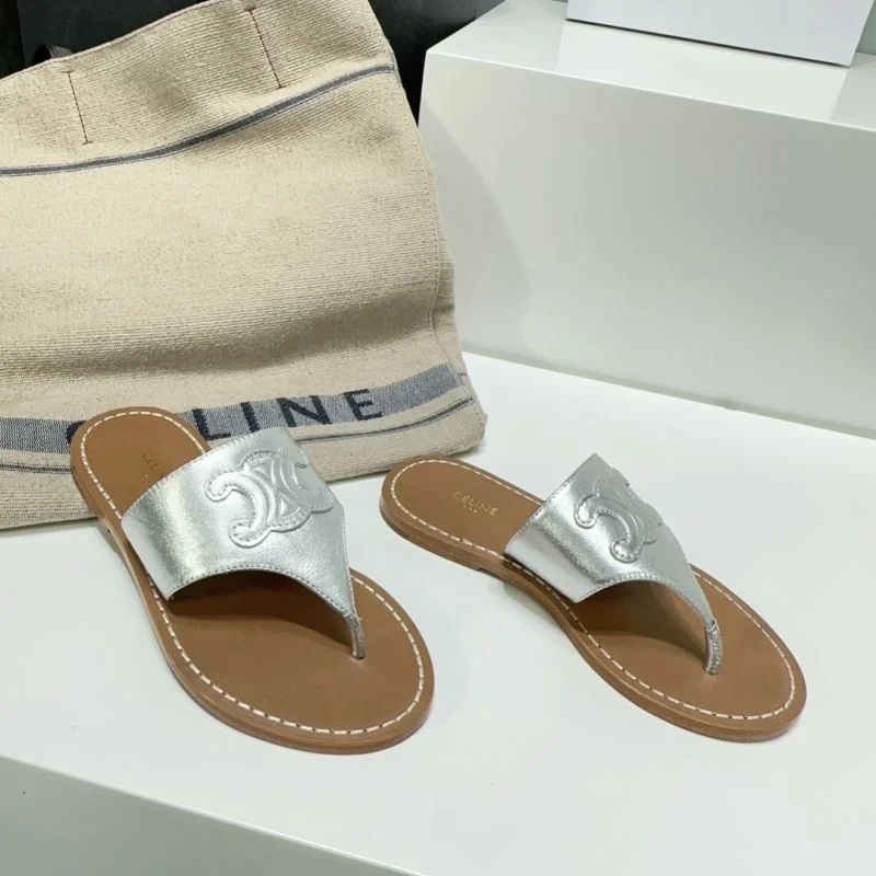 Accurate model Celine Sandals