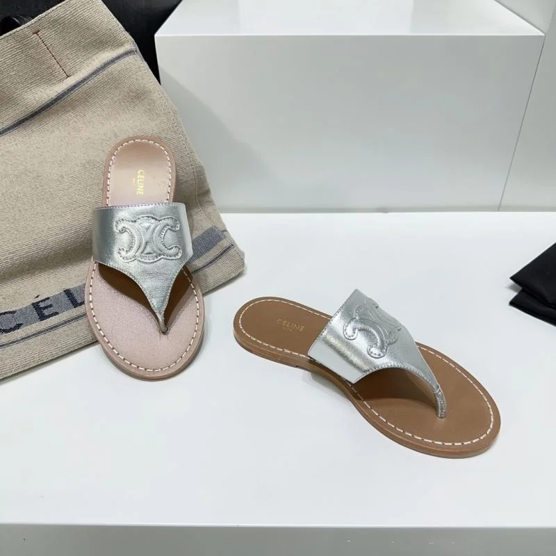 Accurate model Celine Sandals
