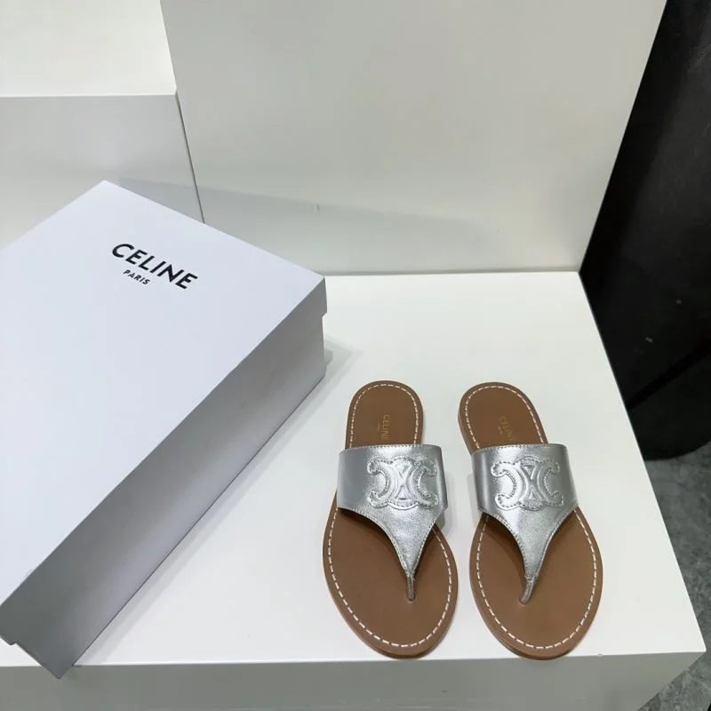 Accurate model Celine Sandals