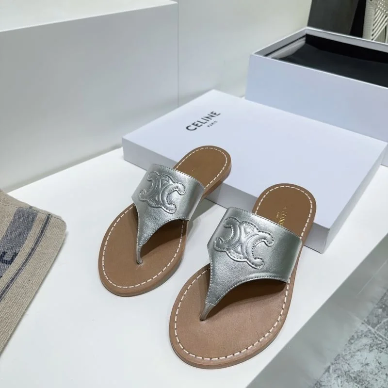 Accurate model Celine Sandals