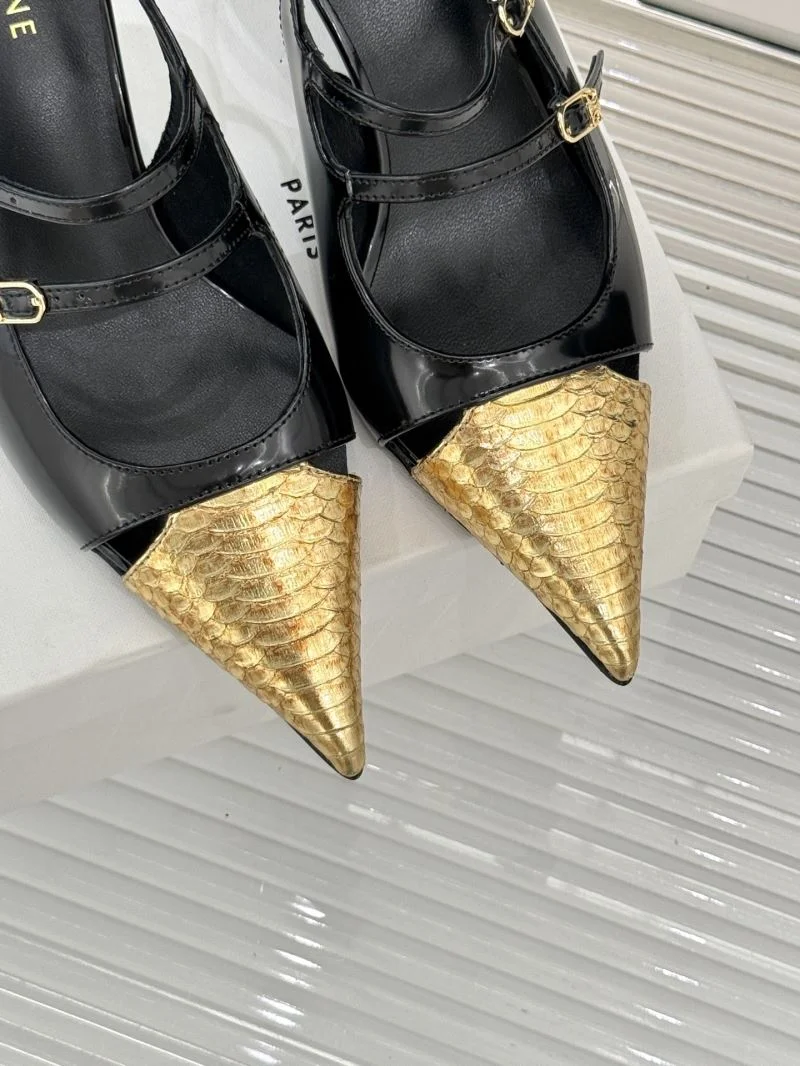 Accurate model Celine Sandals