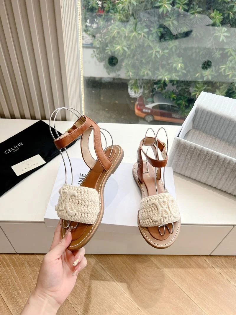 Accurate model Celine Sandals