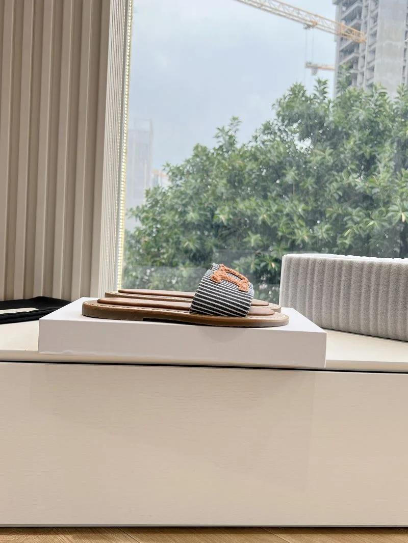 Exact replica Celine Sandals