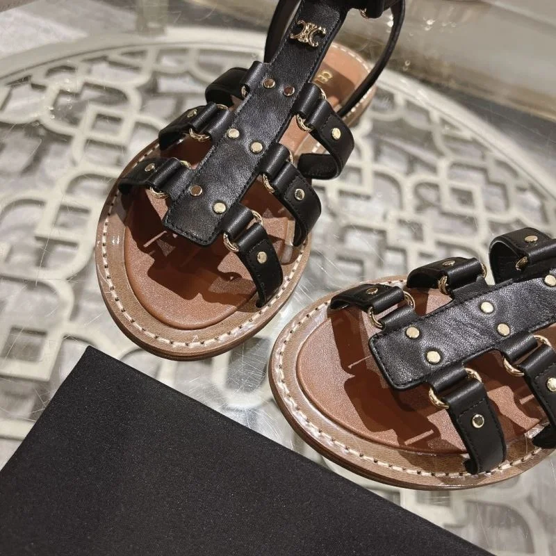 Accurate model Celine Sandals