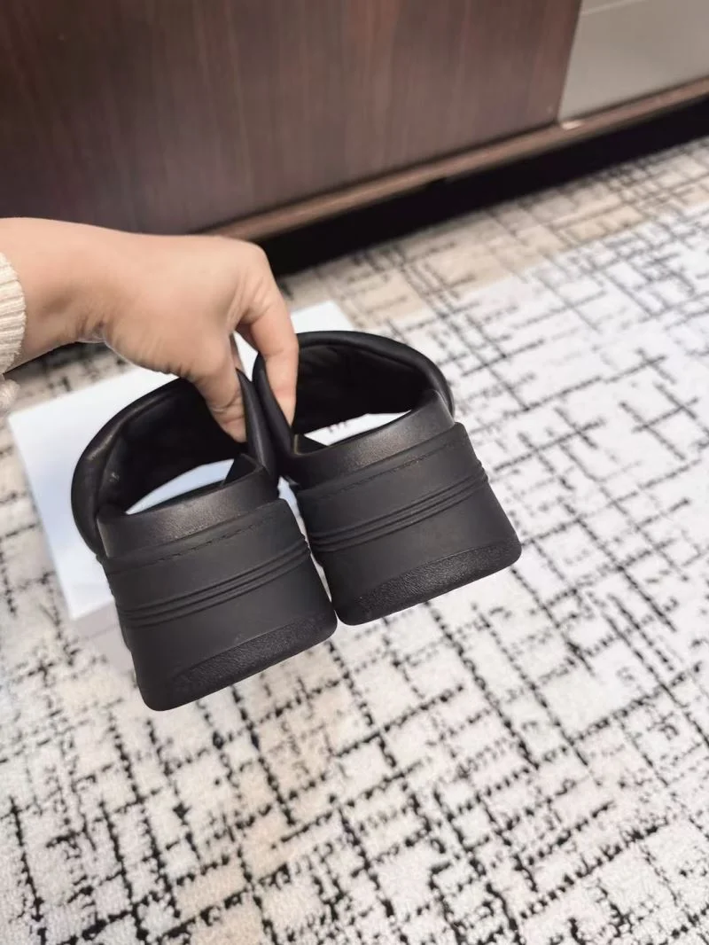 1:1 copy Celine Sandals