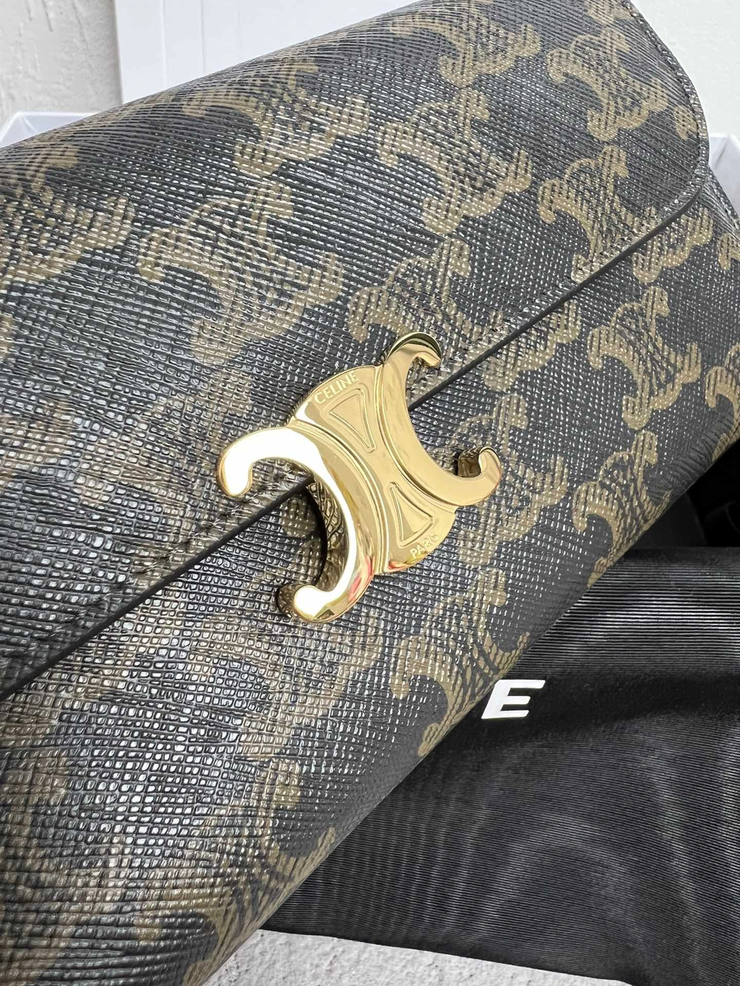 Value-priced Celine Satchel Bags