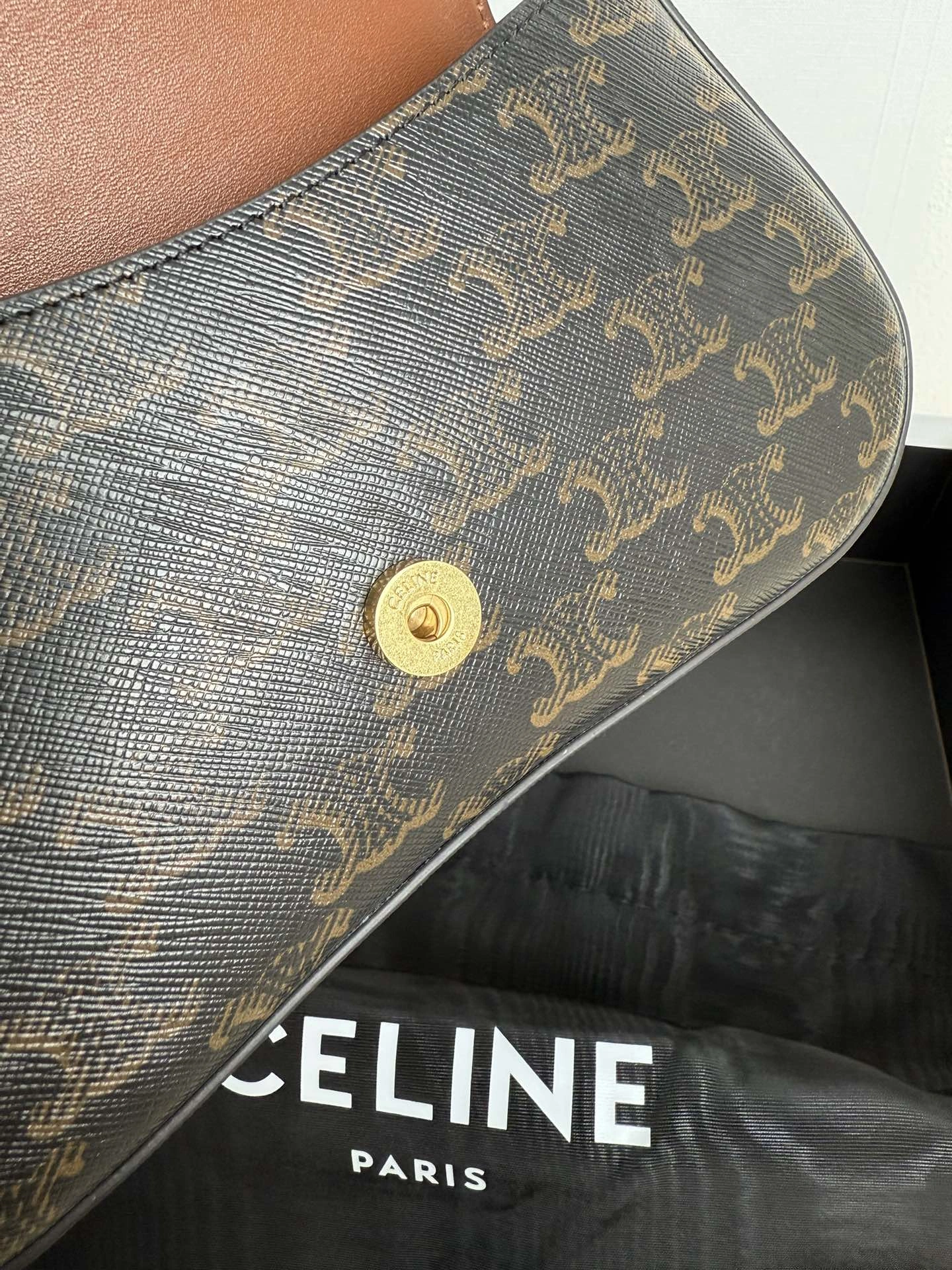 Low-cost Celine Satchel Bags