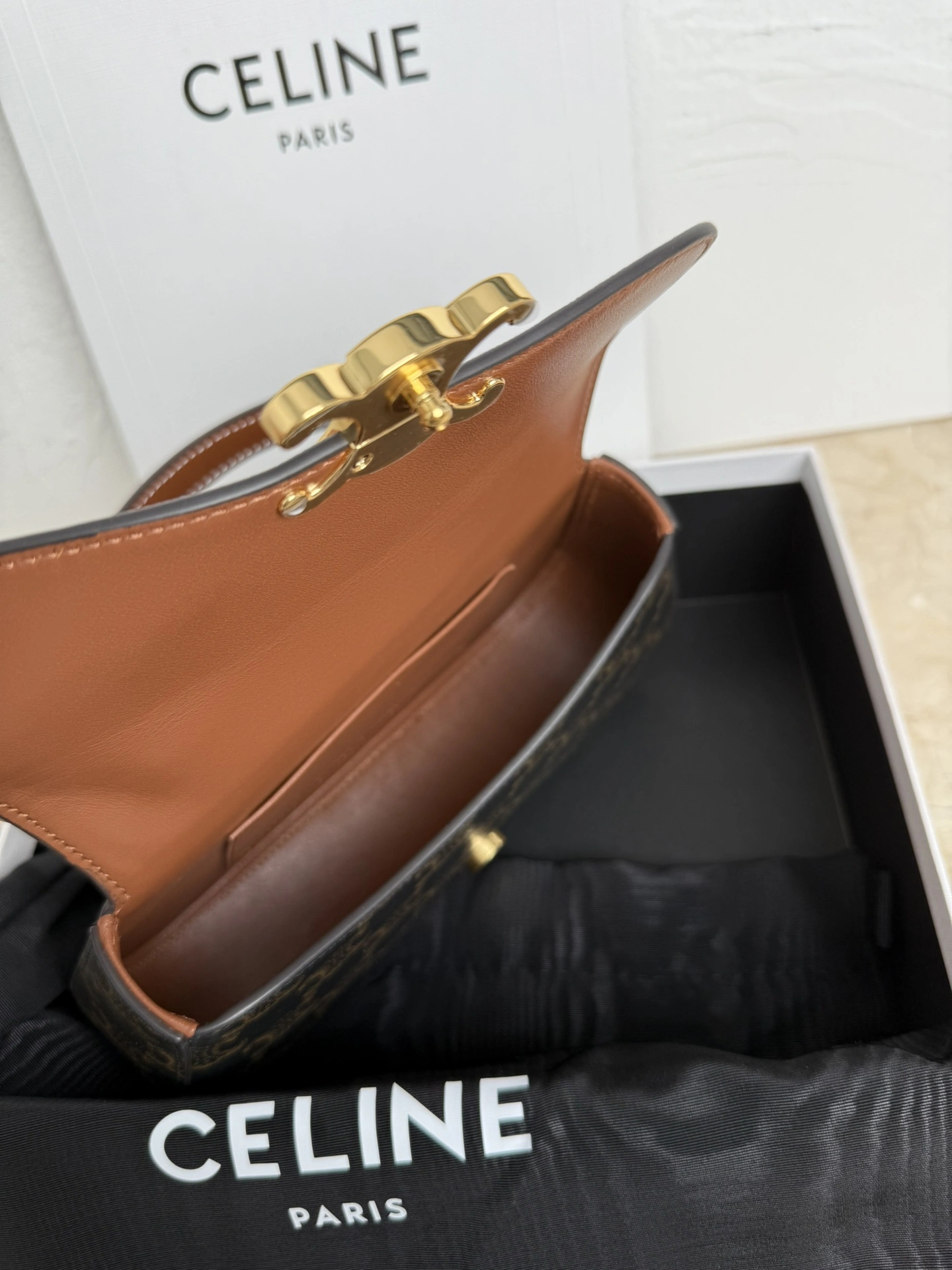 Low-cost Celine Satchel Bags