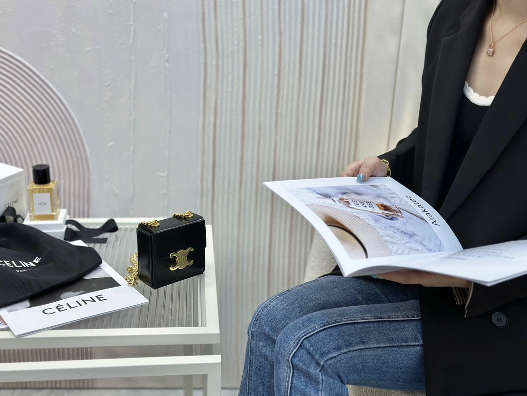 Low-cost Celine Satchel Bags