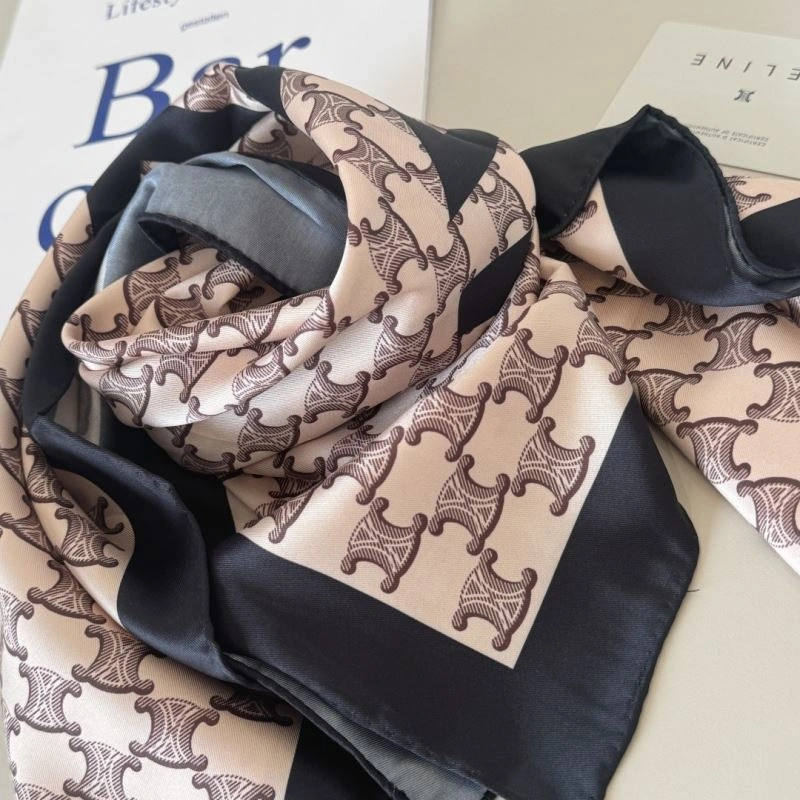 Exact replica Celine Scarf