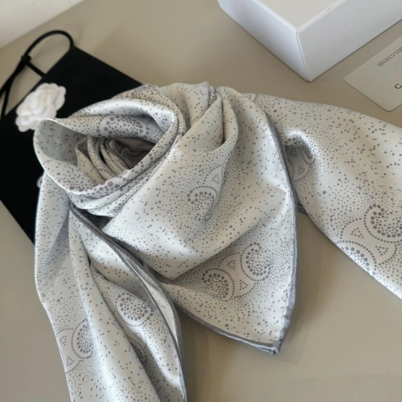 1:1 copy Celine Scarf