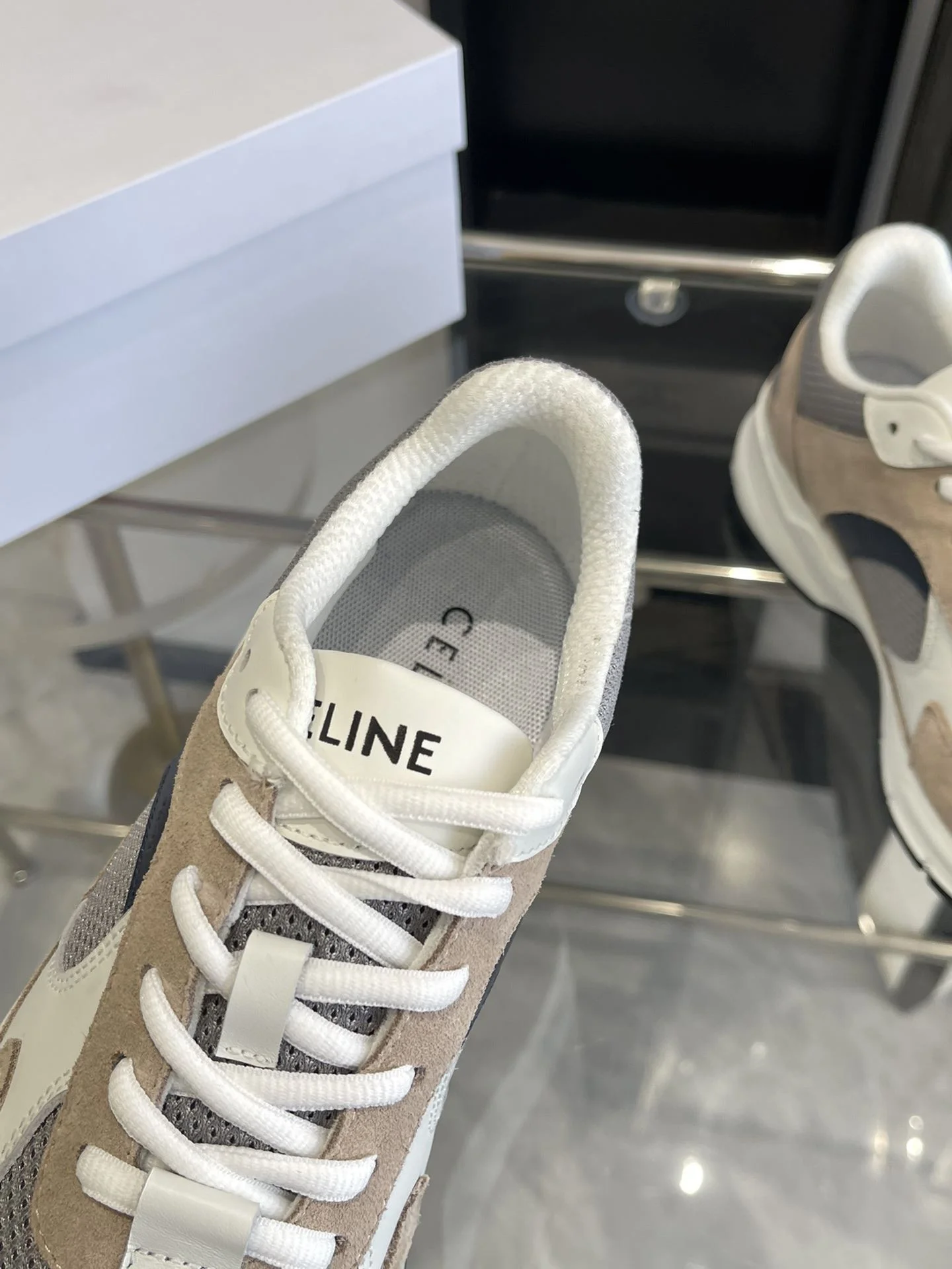 Top mirror Celine Shoes