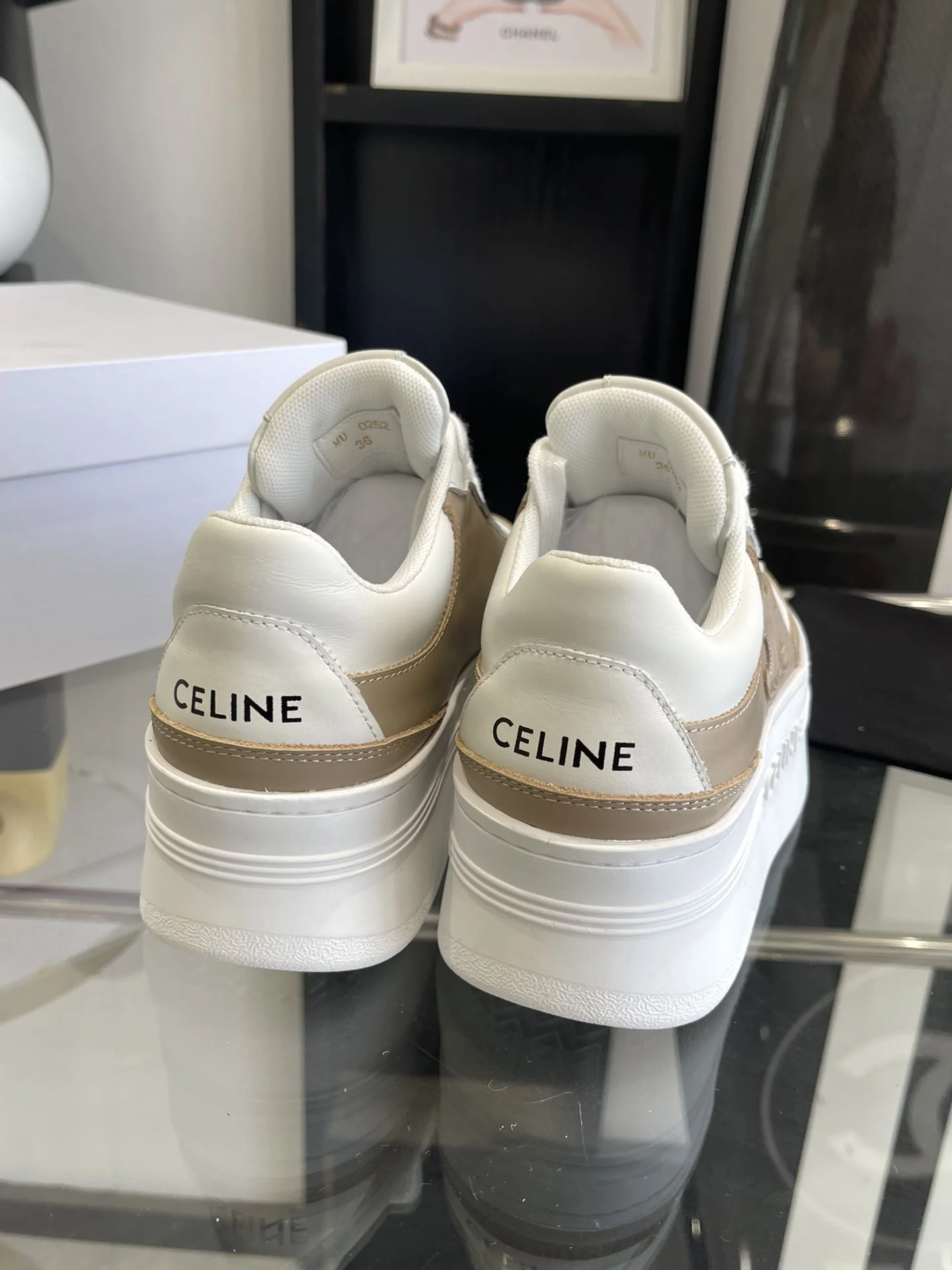 Top mirror Celine Shoes