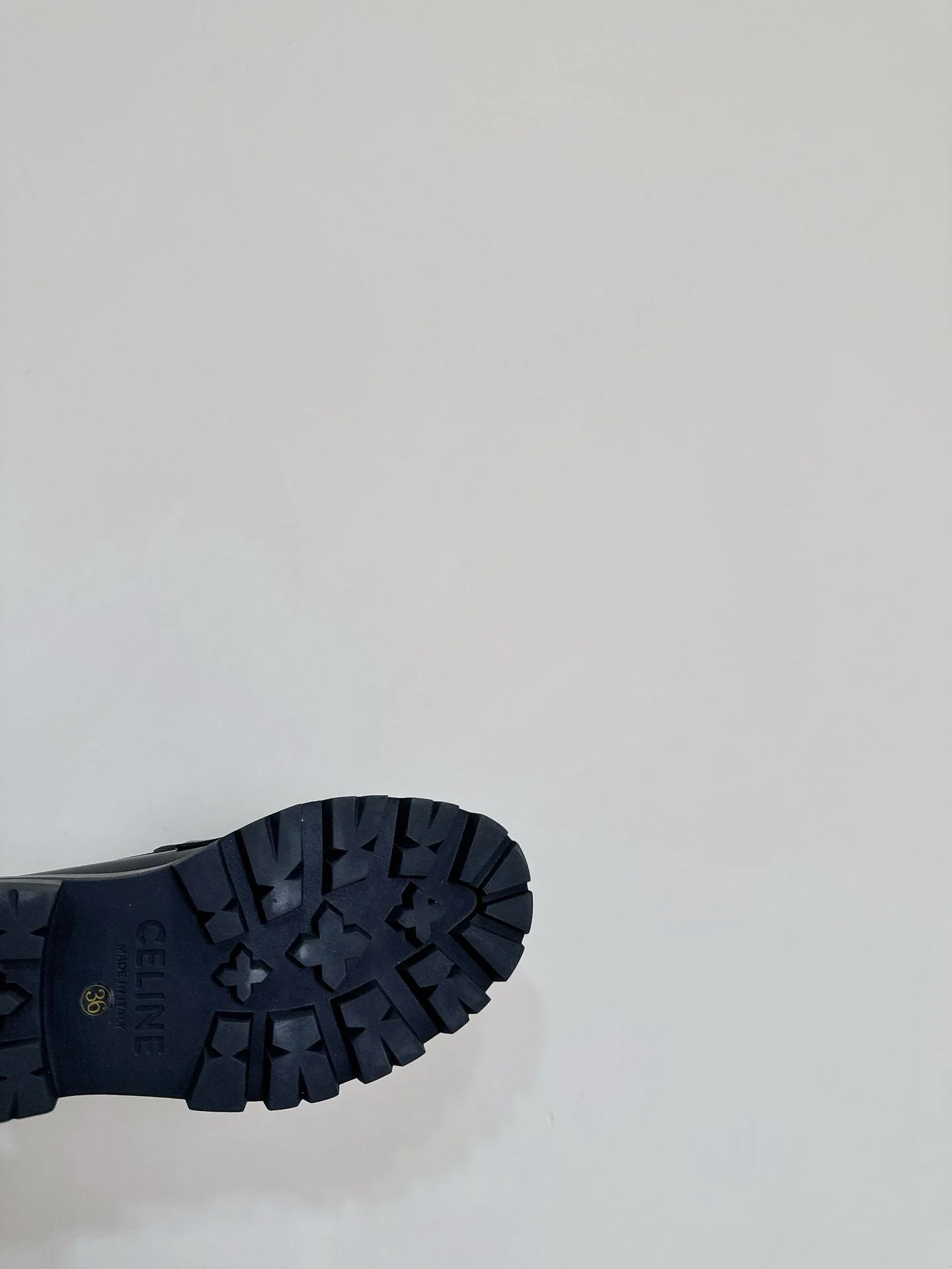 Mirror quality Celine Shoes