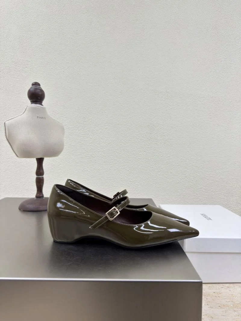 Reasonably priced Celine Shoes