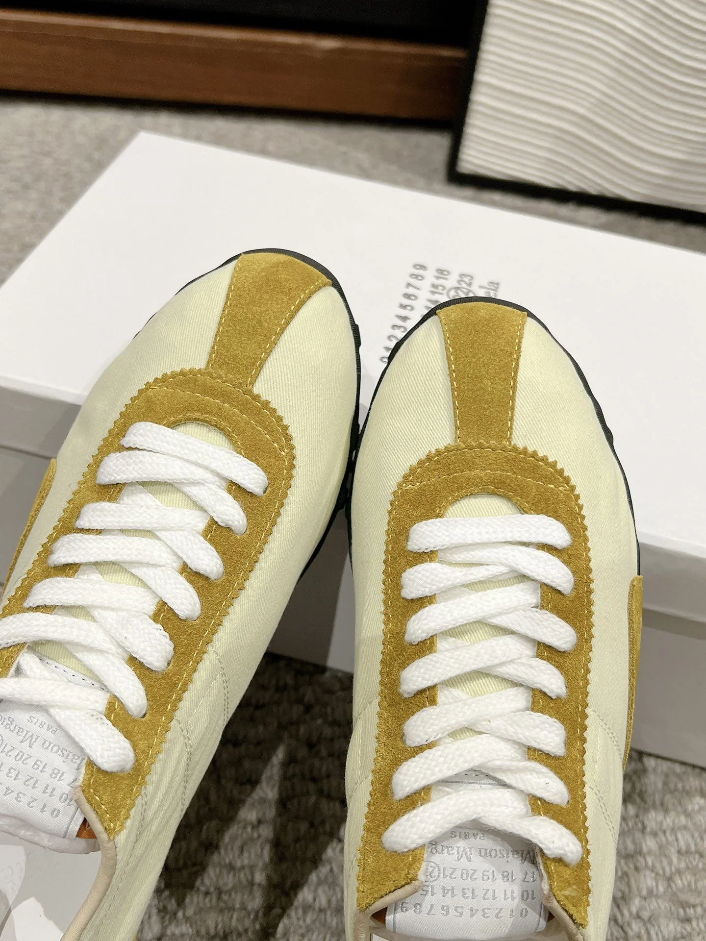 Mirror quality Celine Shoes