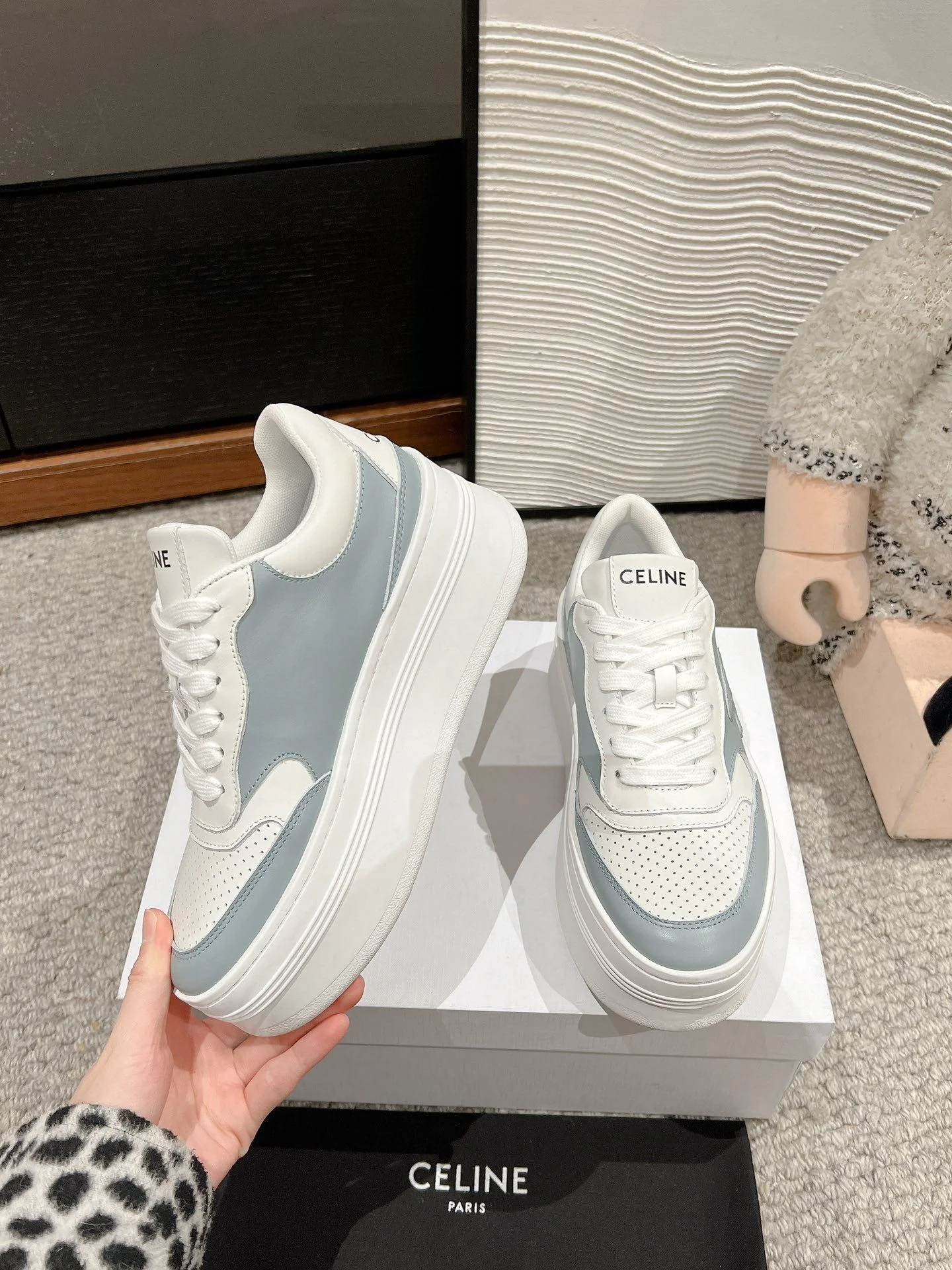 Exact replica Celine Shoes
