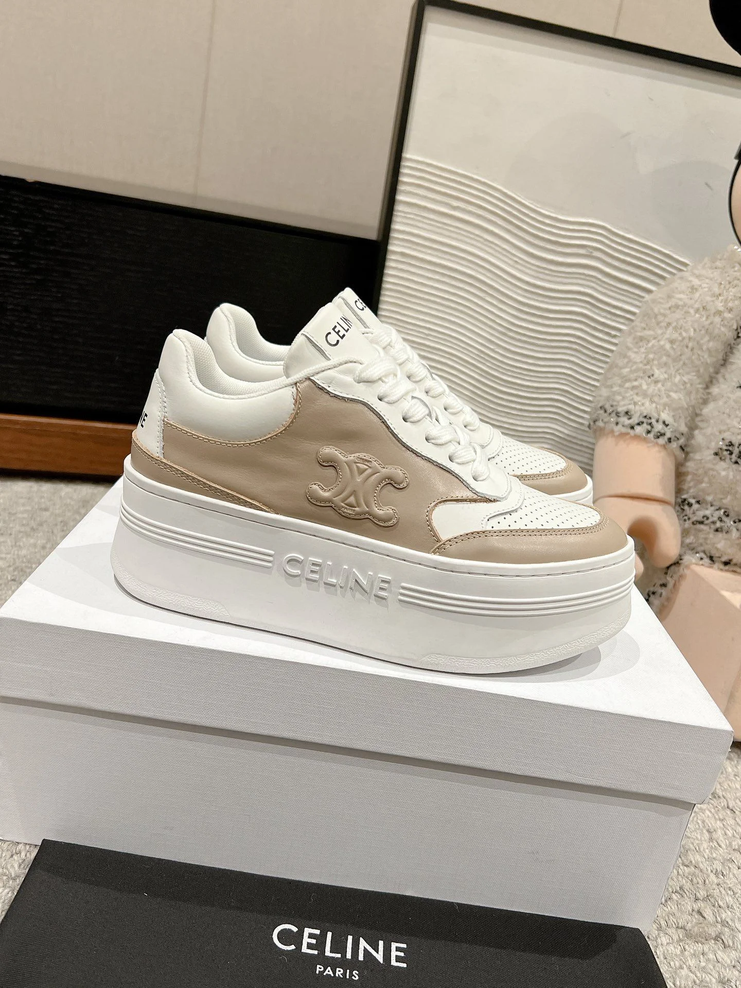 Top mirror Celine Shoes