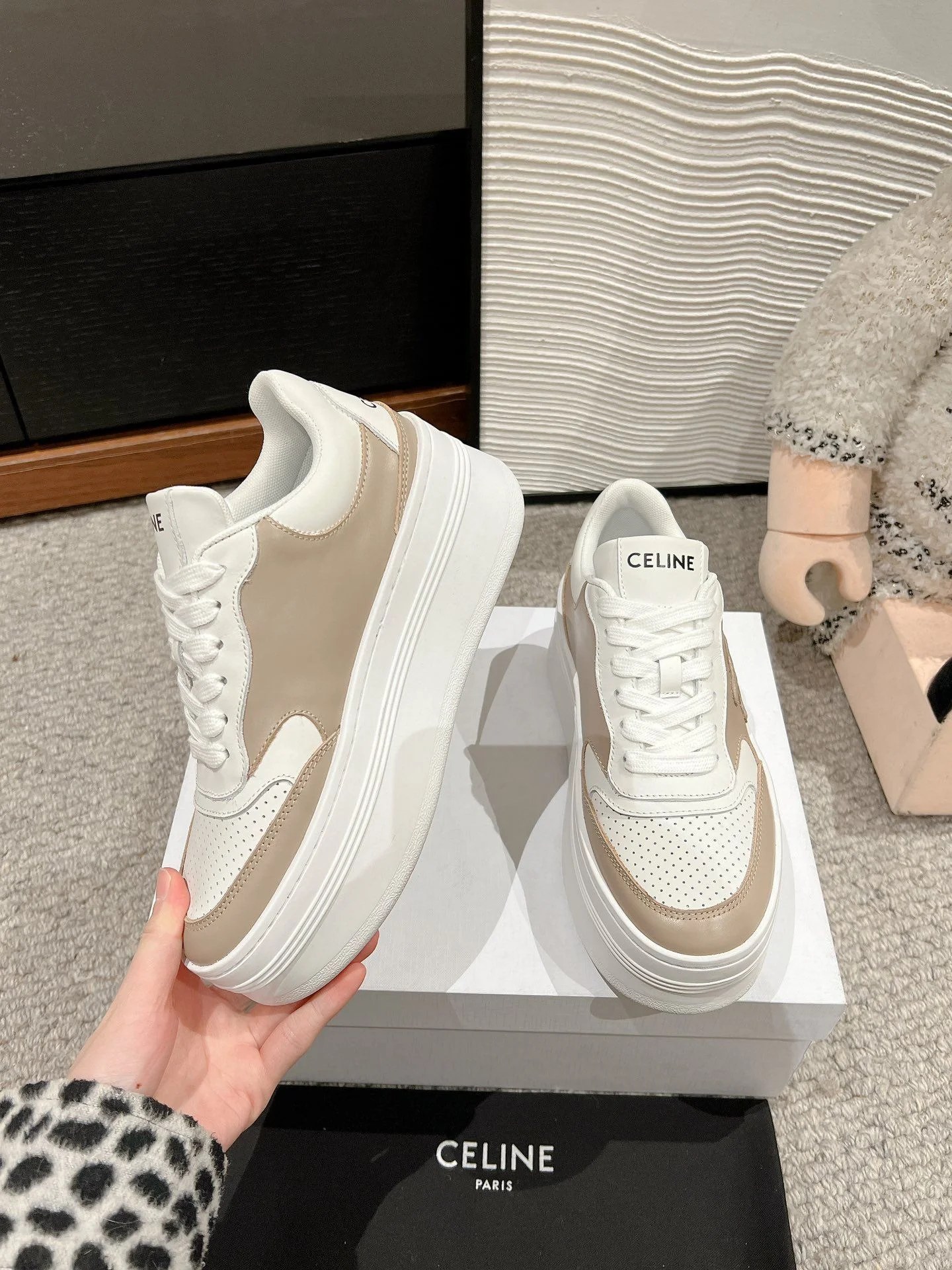 Top mirror Celine Shoes