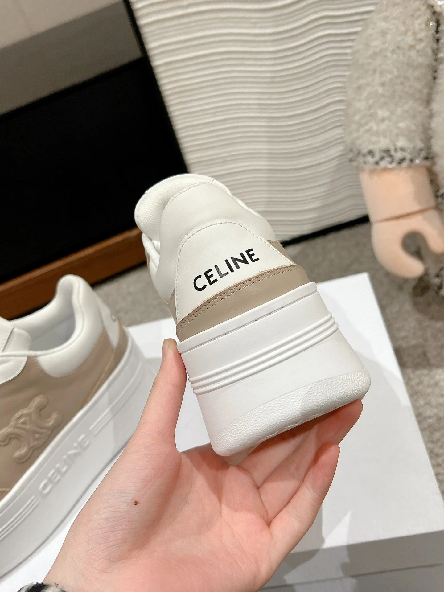 Top mirror Celine Shoes
