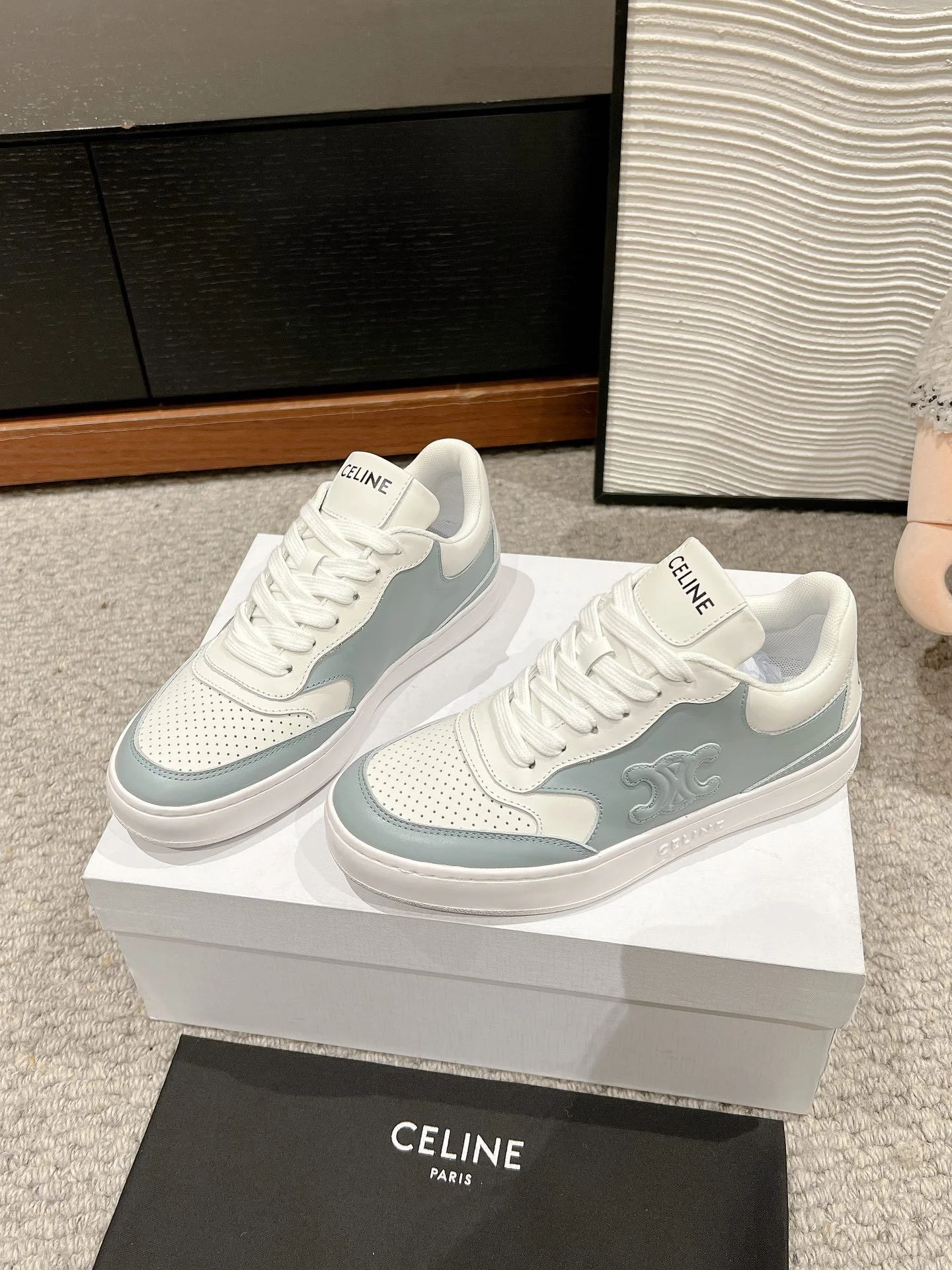 Accurate model Celine Shoes