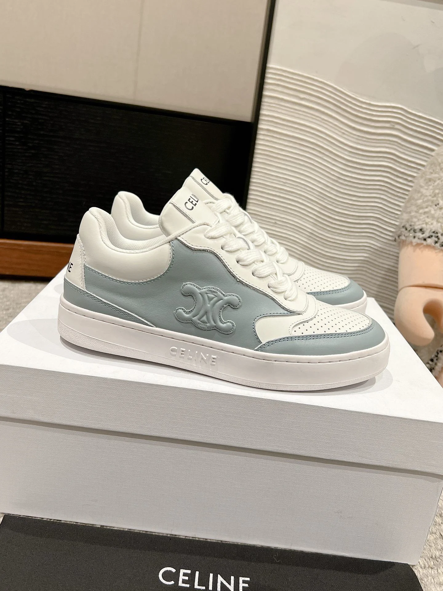 Accurate model Celine Shoes