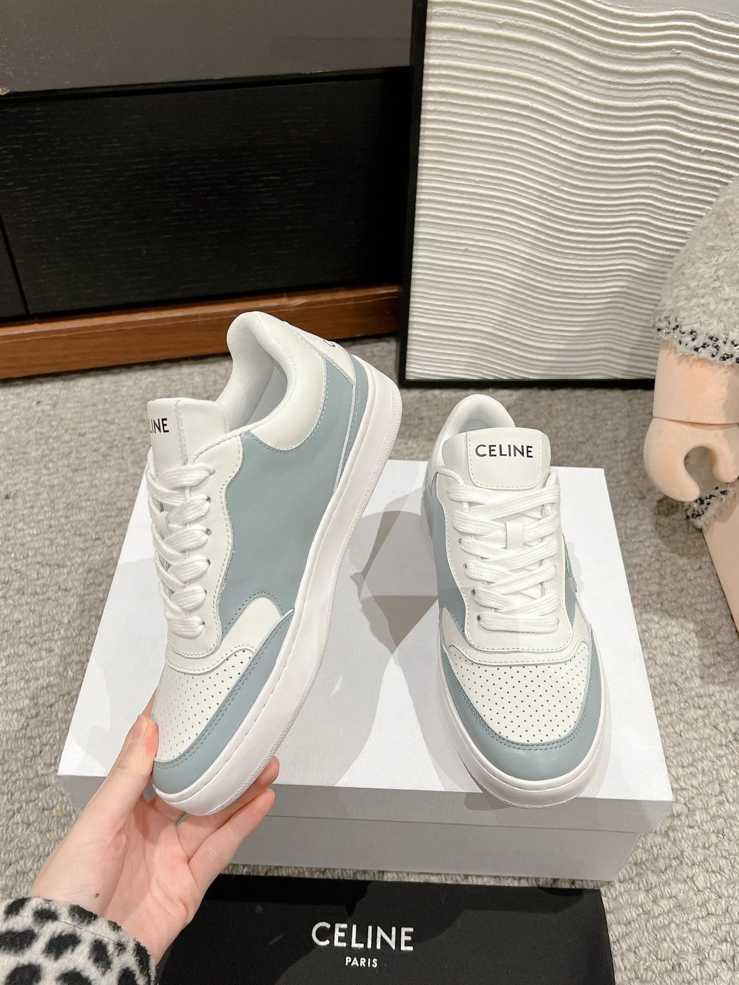 Accurate model Celine Shoes