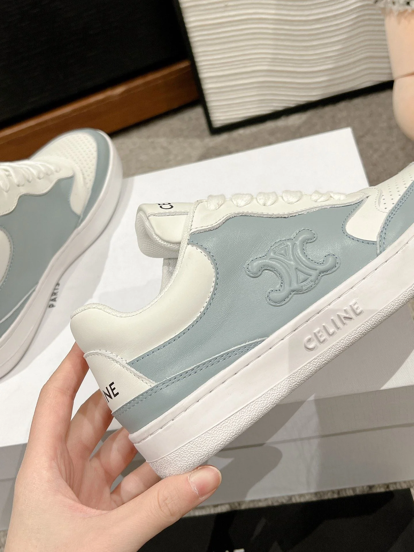 Accurate model Celine Shoes