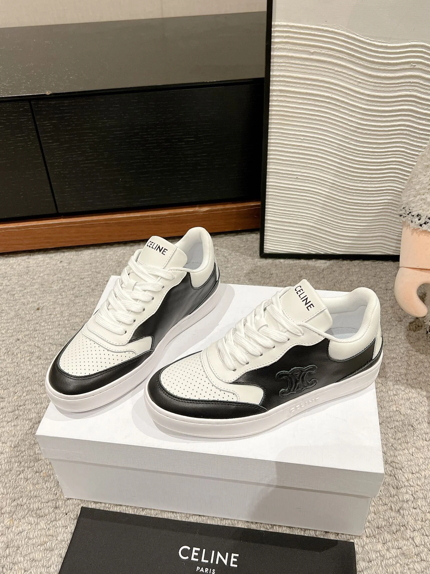 Reasonably priced Celine Shoes