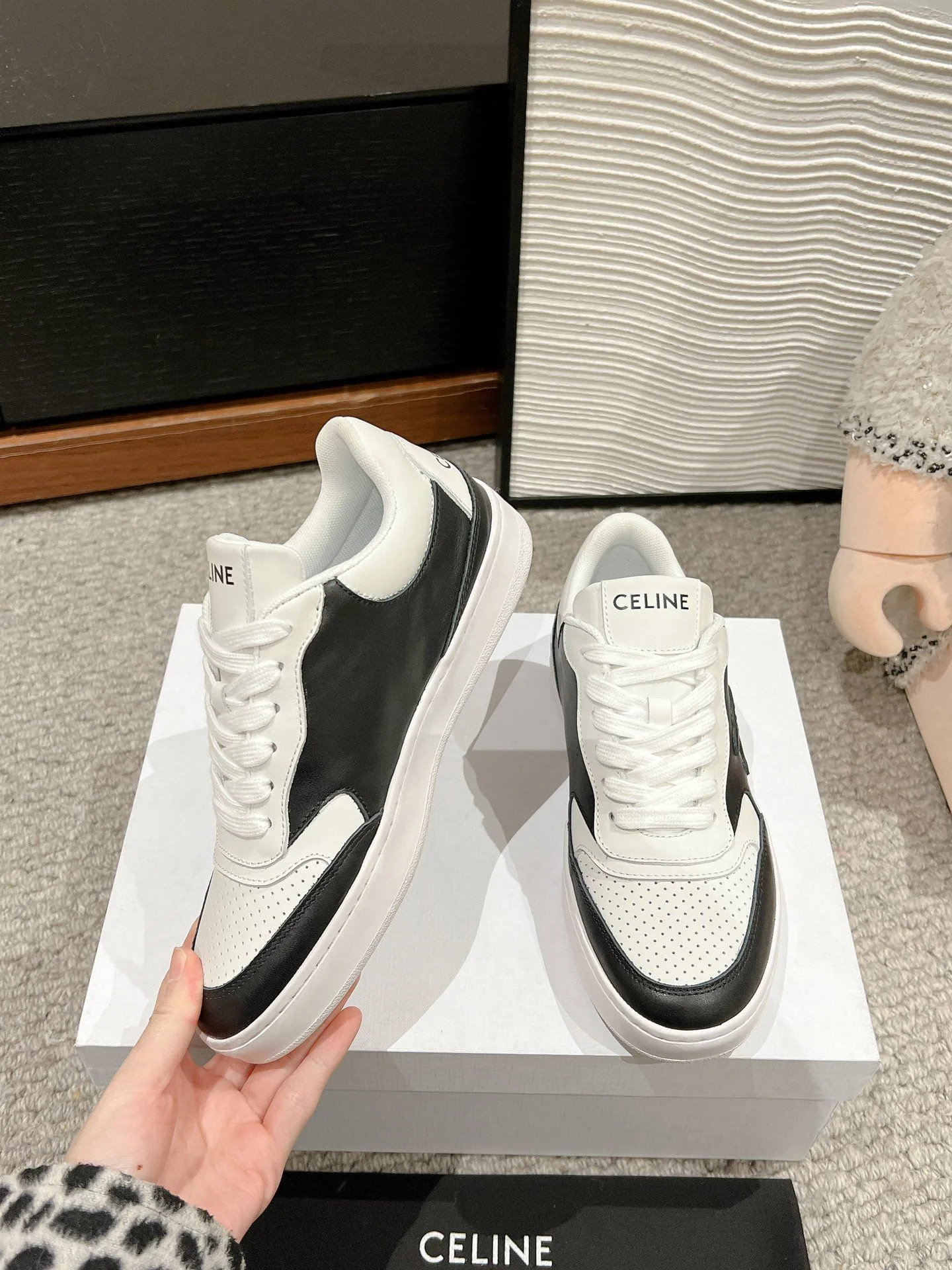 Reasonably priced Celine Shoes
