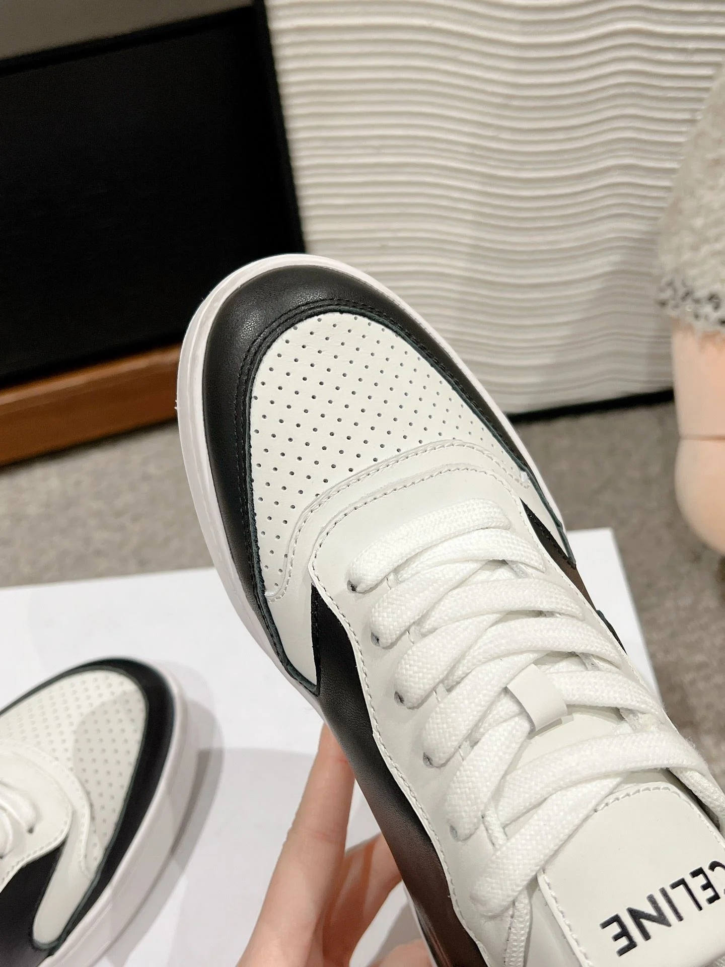 Reasonably priced Celine Shoes