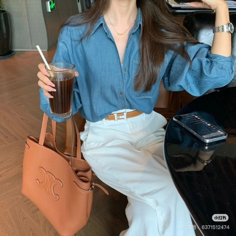 Reasonably priced Celine Shopping Bags
