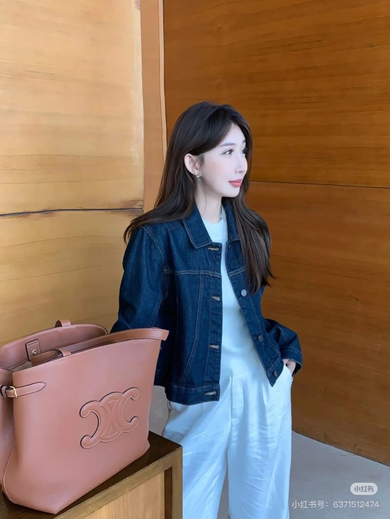 Reasonably priced Celine Shopping Bags