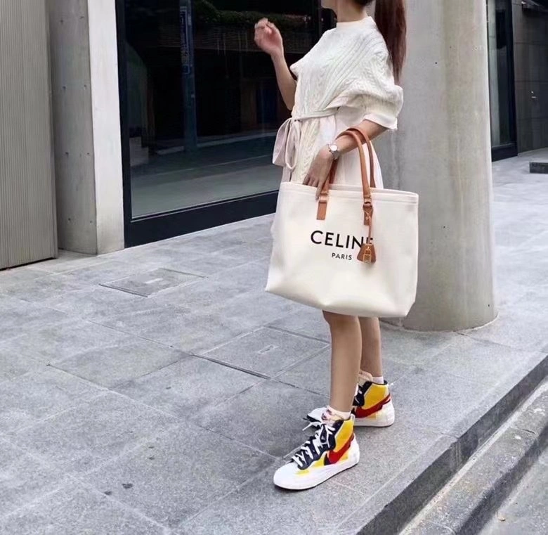Top mirror Celine Shopping Bags