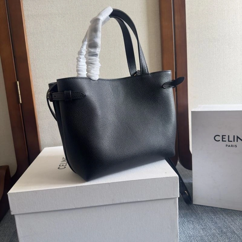 Accurate model Celine Shopping Bags